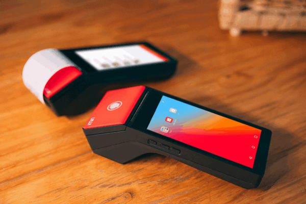mPOS là gì? Giải mã A-Z về máy quẹt thẻ di động